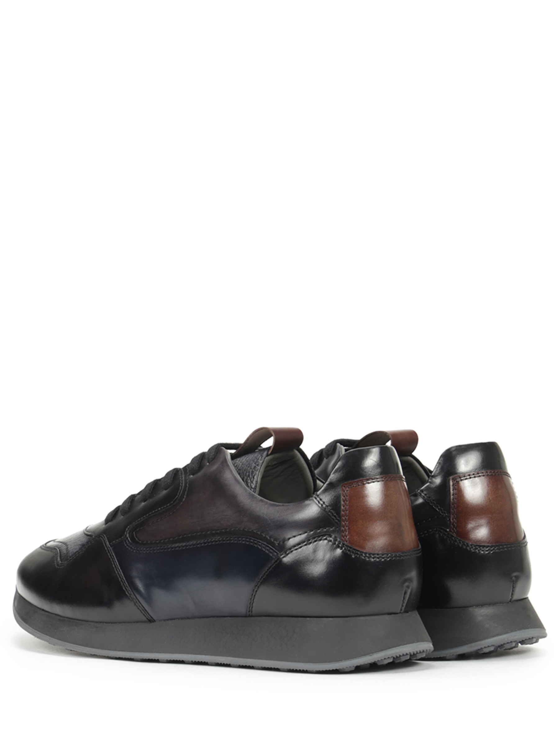 Кроссовки из кожи цвет Черный купить в BML по цене 26 550 руб